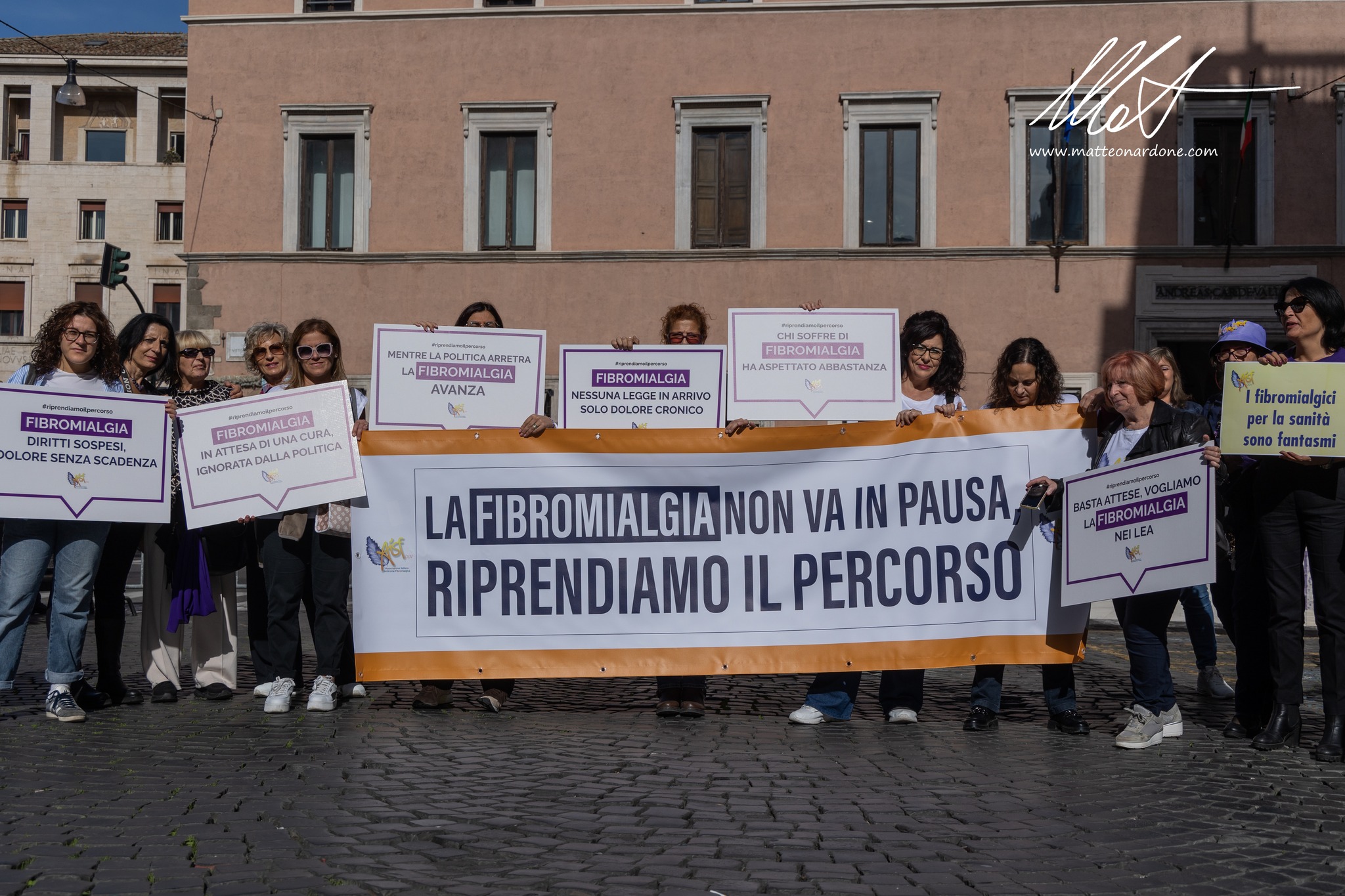 Uniti per la Fibromialgia: la conferenza stampa e la manifestazione che ...